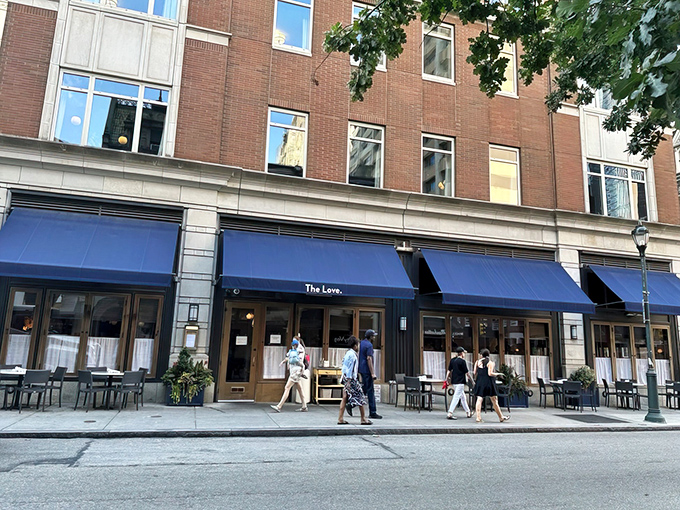 Strolling past The Love on a sunny Philadelphia afternoon feels like discovering a secret that everyone somehow already knows about.