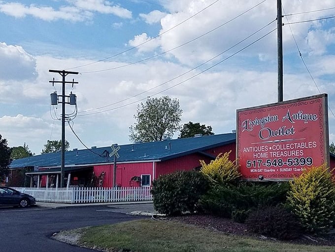 The roadside sign announces your arrival at antiquing paradise – like spotting an oasis when your home decor has been wandering through a desert of mass-produced sameness.