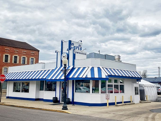 Another angle reveals Carl's iconic exterior—where the promise of comfort food has been drawing locals and travelers alike for generations.
