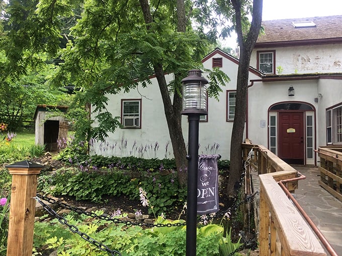 The charming exterior of Butterscotch Pastry Shop looks like it belongs in a storybook, complete with wooden ramp welcoming all sandwich seekers.