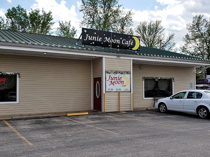 The unassuming exterior of Junie Moon Café might fool you, but locals know this modest building houses breakfast magic worth traveling for.