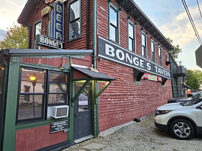 The unassuming red brick exterior of Bonge's Tavern stands like a culinary lighthouse in rural Indiana, beckoning hungry travelers with the promise of extraordinary flavors.