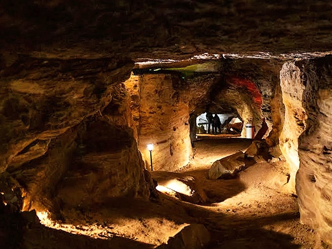 1. this underrated cave in pennsylvania is so surreal, you’ll think you’re in a sci fi movie