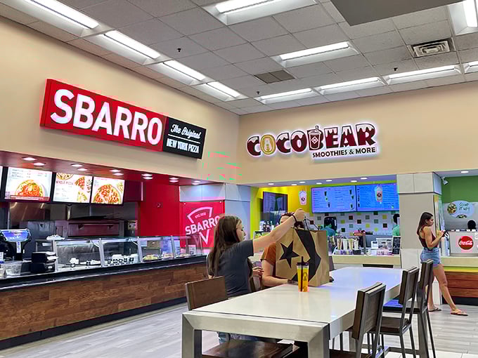 Sbarro and Coco Bear stand ready to satisfy both savory and sweet cravings. Shopping burns calories, which means guilt-free smoothies, right?