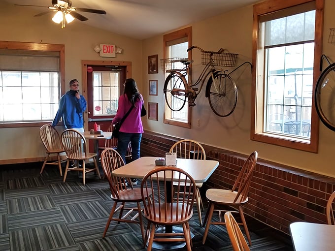 The dining area's vintage bicycles mounted on walls remind you this is a place where old-fashioned values—like generous portions—never go out of style.