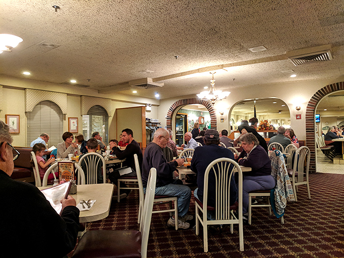 Where strangers become neighbors over coffee refills and comfort food – the true magic of a Pennsylvania diner in full swing.