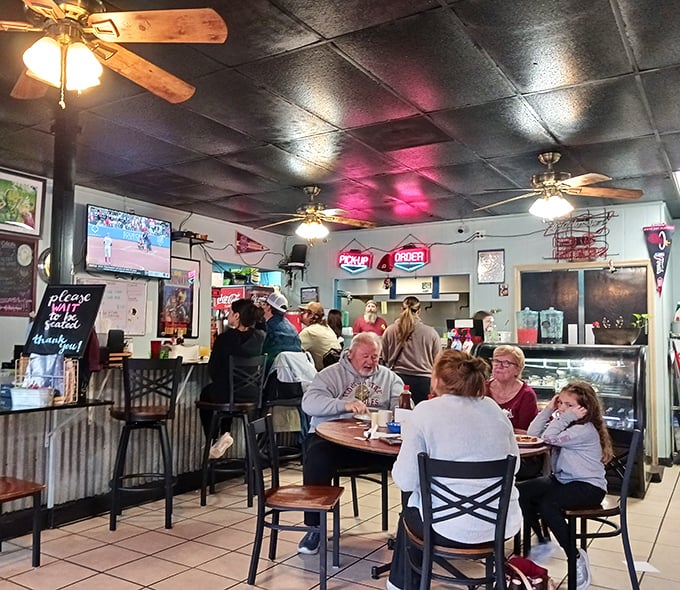 Where locals gather to solve world problems over coffee and eggs – democracy in action, folks.