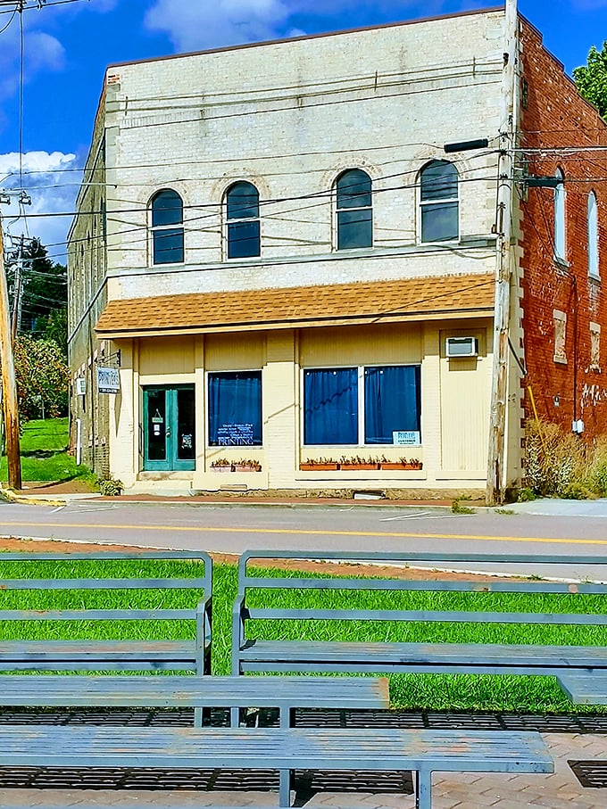 This unassuming storefront holds the kind of small-town business that keeps communities running, one printed flyer at a time.