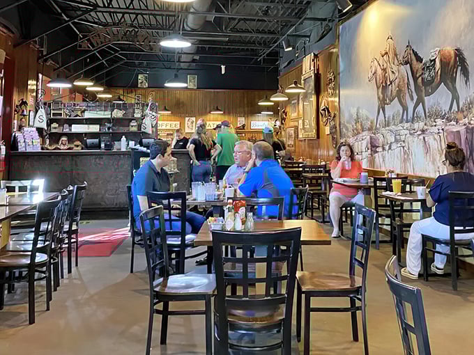 High ceilings, Western murals, and tables full of hungry Texans—breakfast theater at its finest, no reservations required.