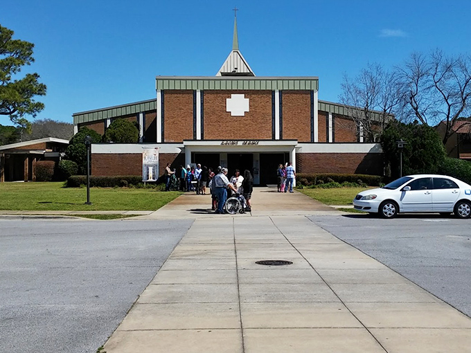 Saint Mary Catholic Church welcomes worshippers with classic architecture and Florida sunshine. Spiritual nourishment with a side of vitamin D.