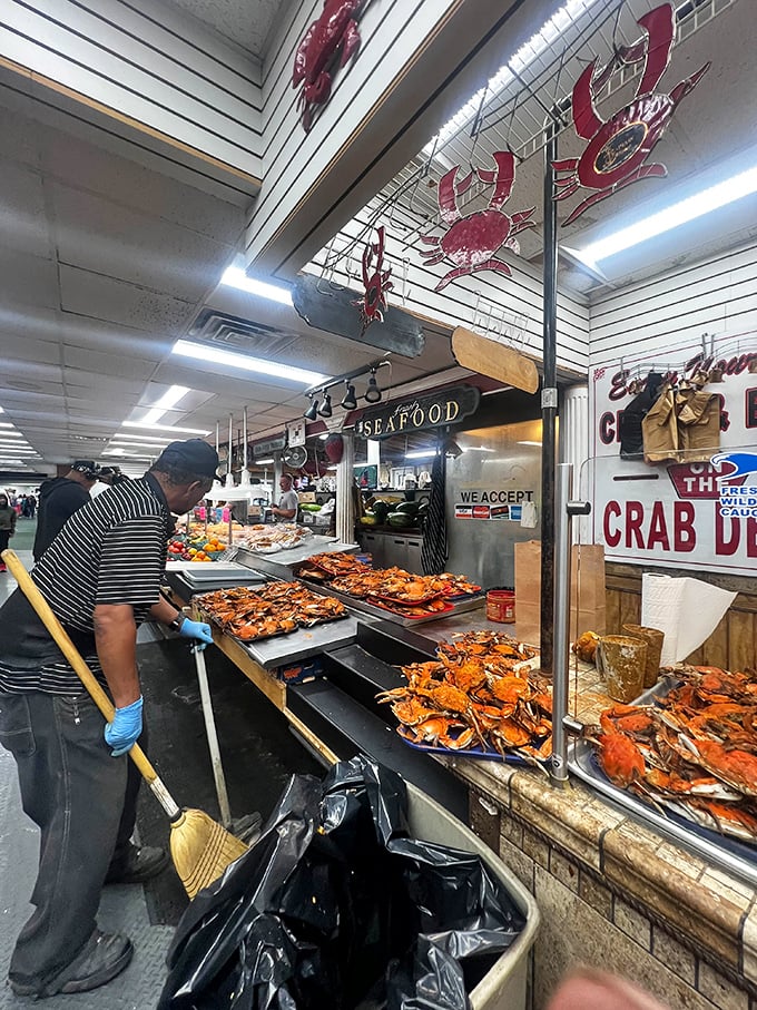 Maryland's seafood tradition shines at this crab-centric stall – those steamed beauties would make any local proud and any visitor understand Baltimore's obsession.