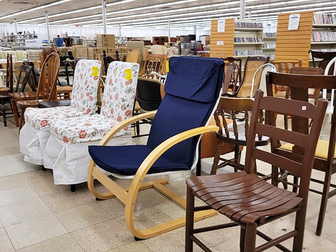 Chair hunters, rejoice! From IKEA-style modern to sturdy farmhouse classics, these seats have supported countless family dinners and heated Monopoly games.