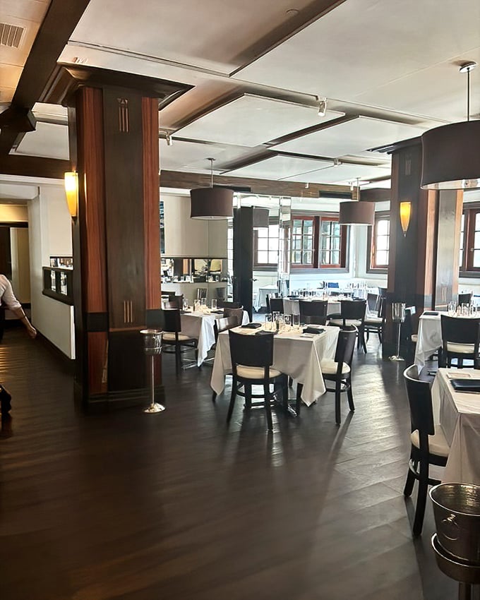 The dining room whispers "special occasion" without shouting "mortgage payment." Elegant enough for anniversary dinners, comfortable enough for Tuesday night cravings.