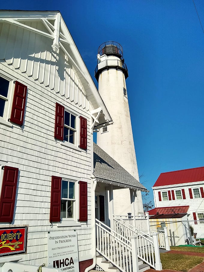 The lighthouse and keeper's house create a perfect historical duet – they've been performing together longer than The Rolling Stones.