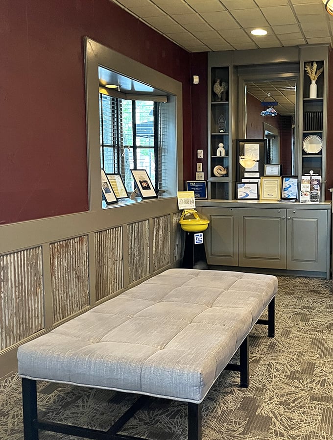 The waiting area—where anticipation builds and strangers bond over the shared knowledge that deliciousness awaits just beyond those doors.