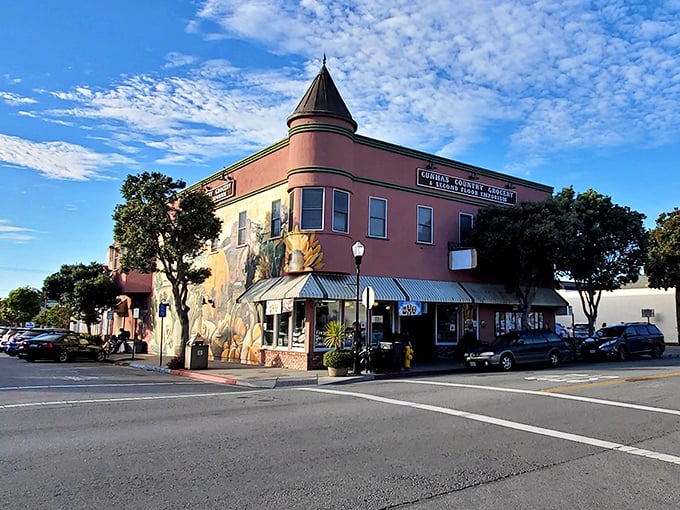 Someone clearly created magic into this building, and we're absolutely thrilled how picture-perfect it is.
