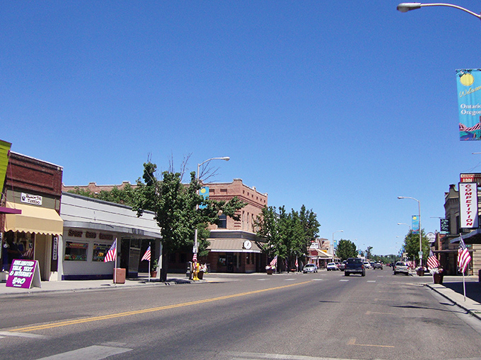 Ontario's wide main street welcomes visitors with small-town hospitality and some of Oregon's most affordable living.