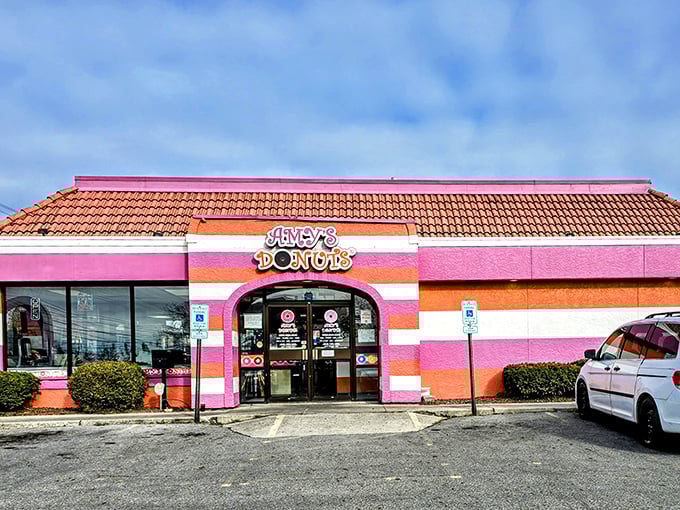 This Columbus kaleidoscope of color hints at the artistic spirit within – where classic donuts meet imaginative flair beautifully.