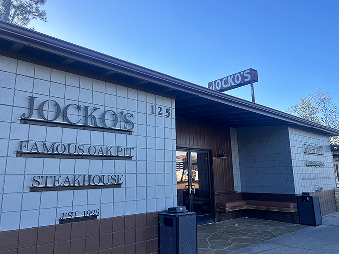 That simple "Famous Oak Pit Steakhouse" sign at Jocko's isn't boasting—it's just stating a fact recognized by BBQ pilgrims for generations.