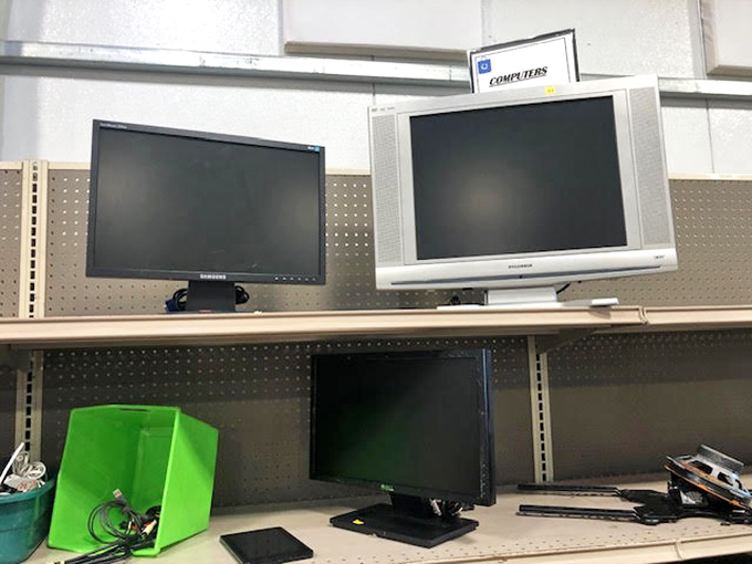 Need to upgrade your home office? These monitors and computers offer digital solutions at analog prices. Technology without the tech store markup!