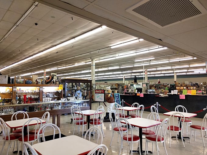 The mall's charming café area offers weary antiquers a place to rest and debate whether that Bakelite bracelet is really worth the splurge.