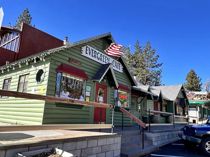 The Evergreen Cafe – where breakfast is served with a side of mountain charm and the coffee cup is never allowed to reach empty.