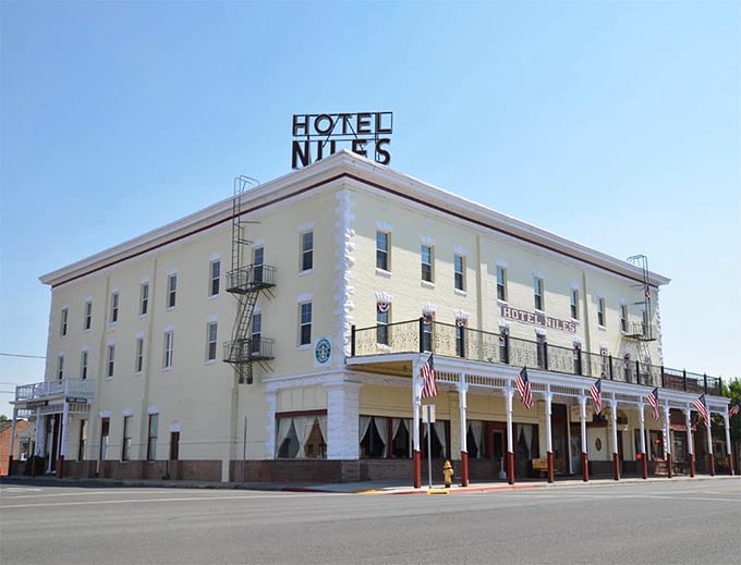 Hotel Niles offers a glimpse into Alturas' past while providing comfortable lodging for visitors exploring this affordable frontier.