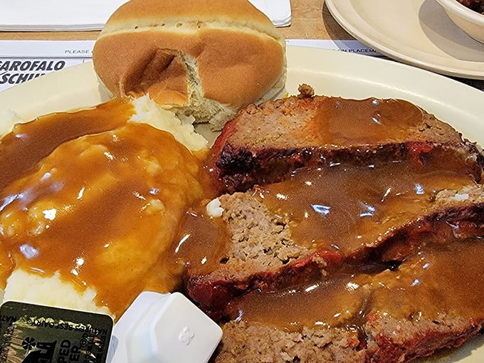 Meatloaf and mashed potatoes – proving that George's doesn't just do breakfast, they do time travel to the best parts of Midwestern childhood.