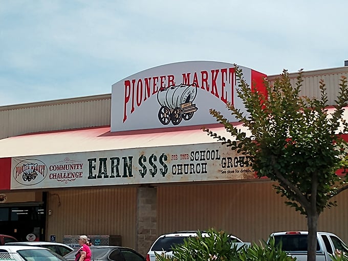 Pioneer Market's community challenge – where grocery shopping somehow manages to support local schools and churches simultaneously.