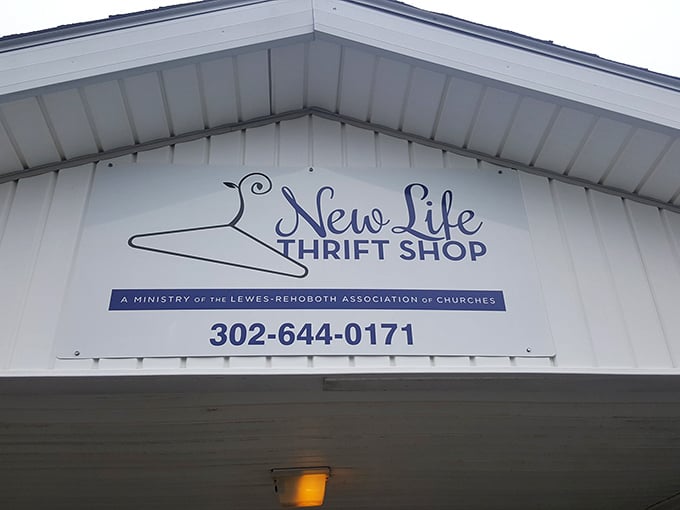 The hanger logo says it all—New Life breathes fresh purpose into pre-loved items while supporting community ministries.