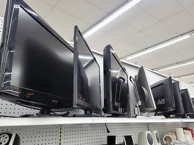 Television history on display, from bulky classics to sleek moderns, all seeking new entertainment centers.