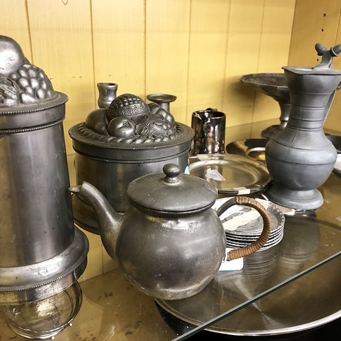 These vintage pewter pieces have stories to tell. Imagine the dinner parties they've seen—now they're ready for an encore performance at your table.