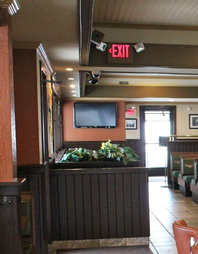 Even the exit view tempts you to stay longer – because leaving great food is always the hardest part of the meal.