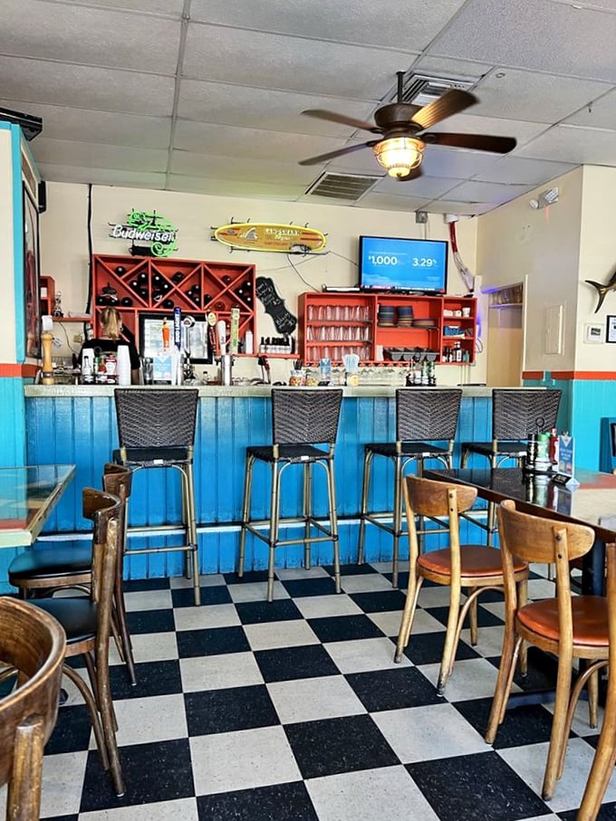 A bar that knows exactly what it is—unpretentious, welcoming, and ready to pour something cold while you wait for something hot.