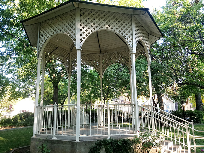 This charming gazebo in Oroville could host your grandchildren's wedding or your morning meditation. Small-town infrastructure that serves multiple joyful purposes.