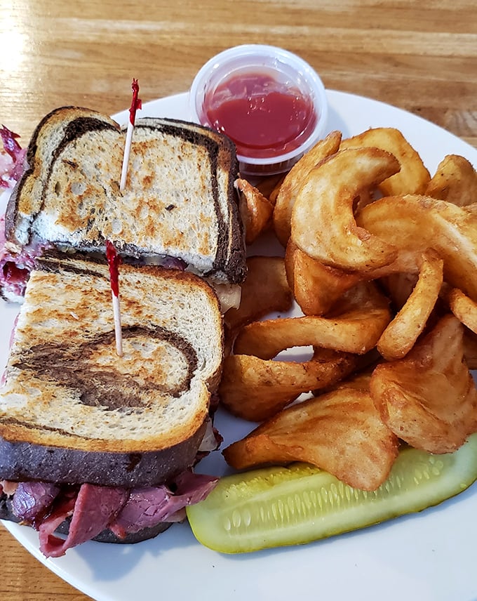 The perfect Reuben doesn't exi— Oh wait, here it is, with that ideal meat-to-sauerkraut ratio that sandwich dreams are made of.