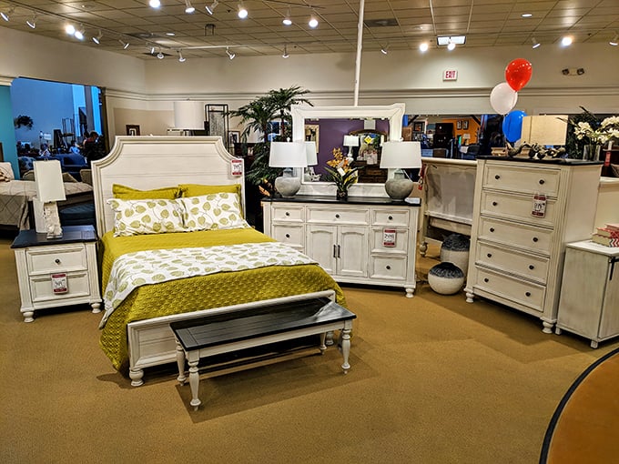 Dream bedroom alert! This display makes you wonder if your entire home could use a refresh. Dangerous territory for your wallet.
