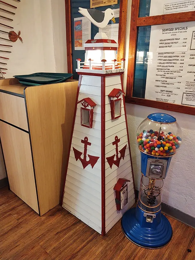 Maritime kitsch done right. This lighthouse doesn't warn ships away—it beckons desert dwellers toward a sea of flavor (with gumballs for dessert).