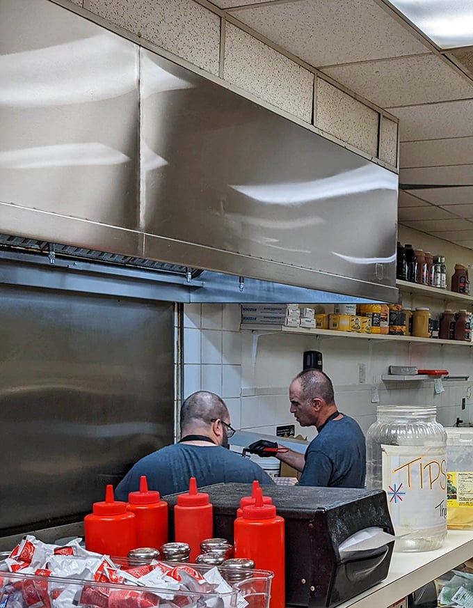 Behind the scenes, sandwich artisans work their magic. No molecular gastronomy here—just time-honored techniques and quality ingredients meeting skilled hands.