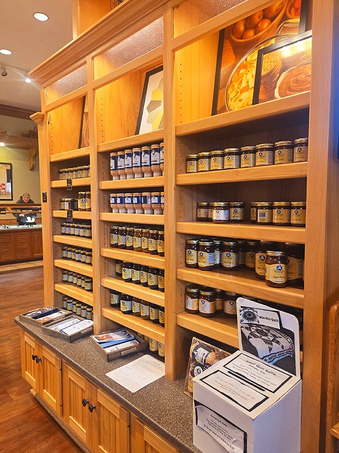 Take home a piece of Amish Country charm – your kitchen will thank you later.