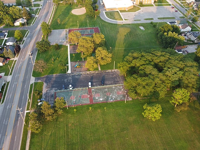 Robb Park offers recreational opportunities for all ages, proving that the best things in retirement—like basketball courts and green spaces—can be free.