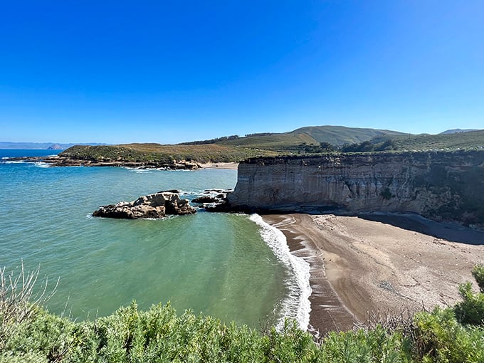 Spooner's Cove doing its best impression of a tropical paradise, minus the palm trees.