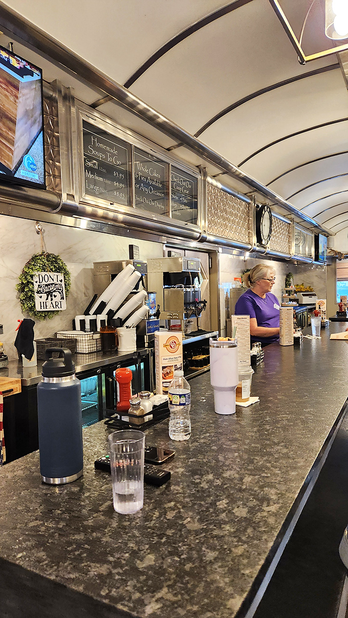 Behind that counter, breakfast ballet happens daily – spatulas flying, eggs flipping, orders appearing like delicious magic.