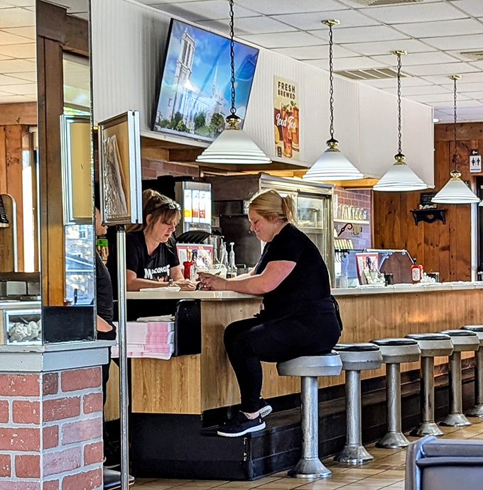 Behind every great diner is a team that makes the magic happen. The unsung heroes of your perfect breakfast.