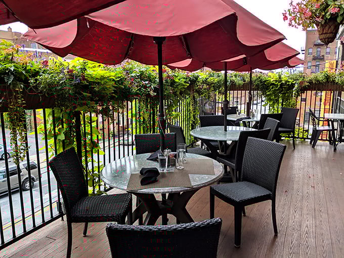 Summer evenings on the balcony offer al fresco dining with urban charm—the perfect setting for lingering conversations and people-watching.
