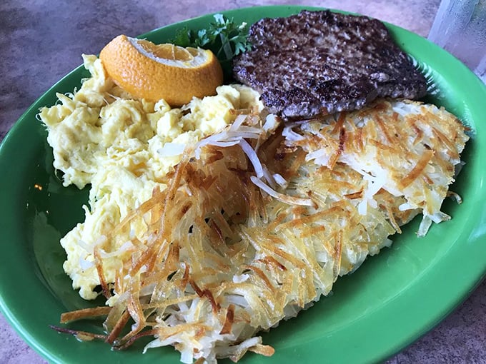 A breakfast platter that says "today's gonna be great" – hash browns with the perfect crisp-to-fluffy ratio and eggs that know exactly what they're doing.