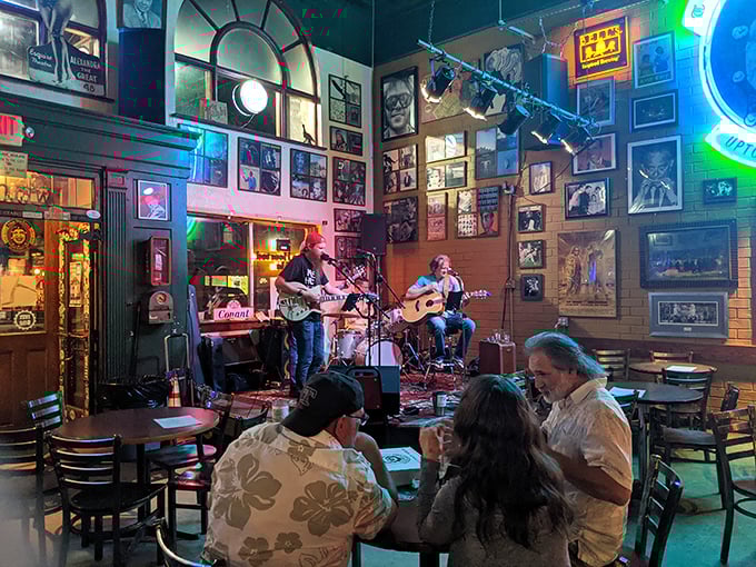 Live acoustic sets transform dinner into dinner-and-a-show. The intimate setting means there's not a bad seat in the house for pizza or performances.