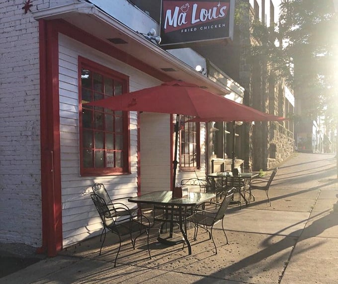 When Michigan weather cooperates, this sidewalk patio becomes the stage for the most satisfying al fresco dining performance in Ypsilanti.