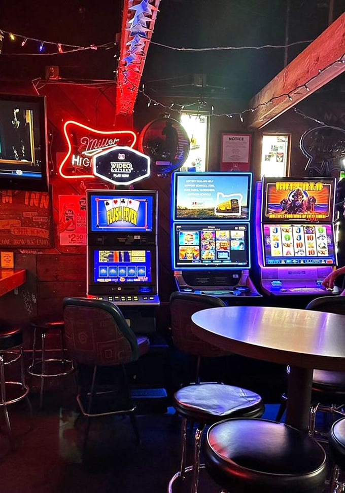 Vegas came to Portland, but the real jackpot here isn't in the machines—it's coming hot from the fryers.