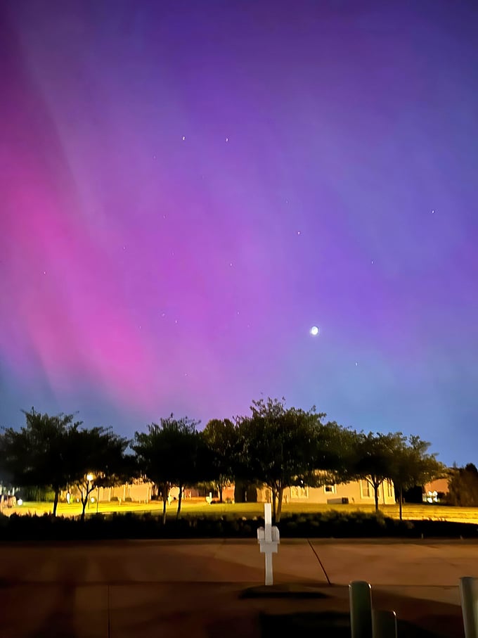 Nature puts on a spectacular light show above Pioneer Ridge—proving that magical moments don't require a premium price tag.